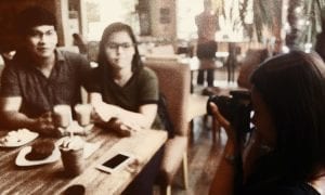 9 Awesome Ways to be the Best Third Wheel