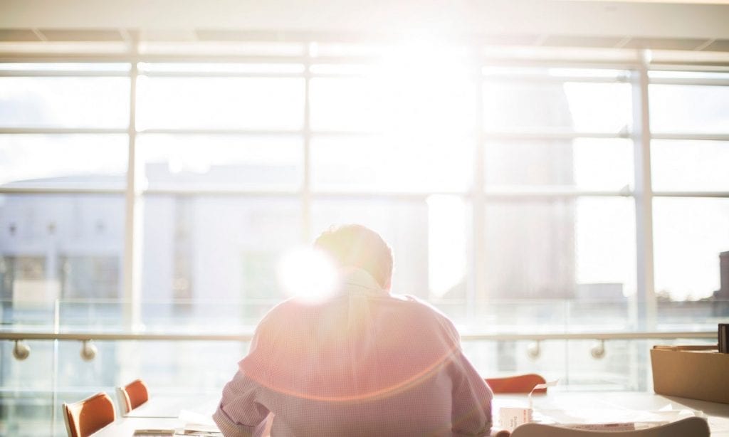 How to Handle Pressure at Work: 9 Ways to Work Better Under Pressure