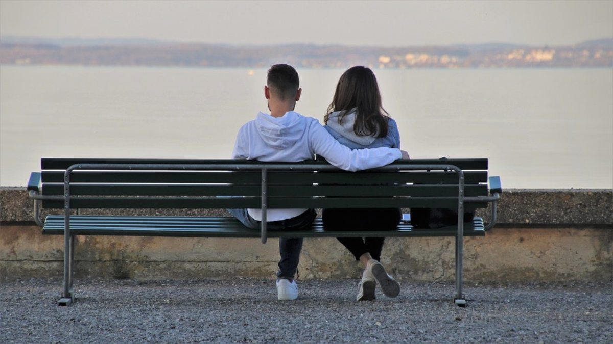 What Is The Difference Between Dating And Being In A Relationship 
