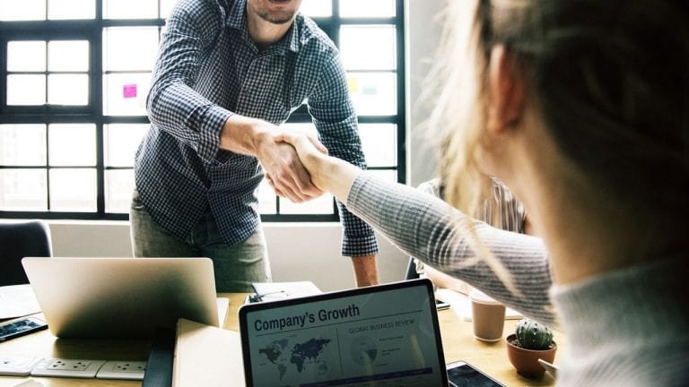 10 Effective Ways to Be a Better Employee