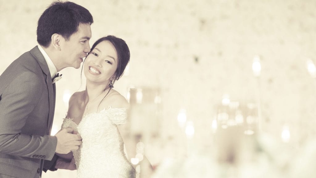 16 Ways to Make Your Wife Happy