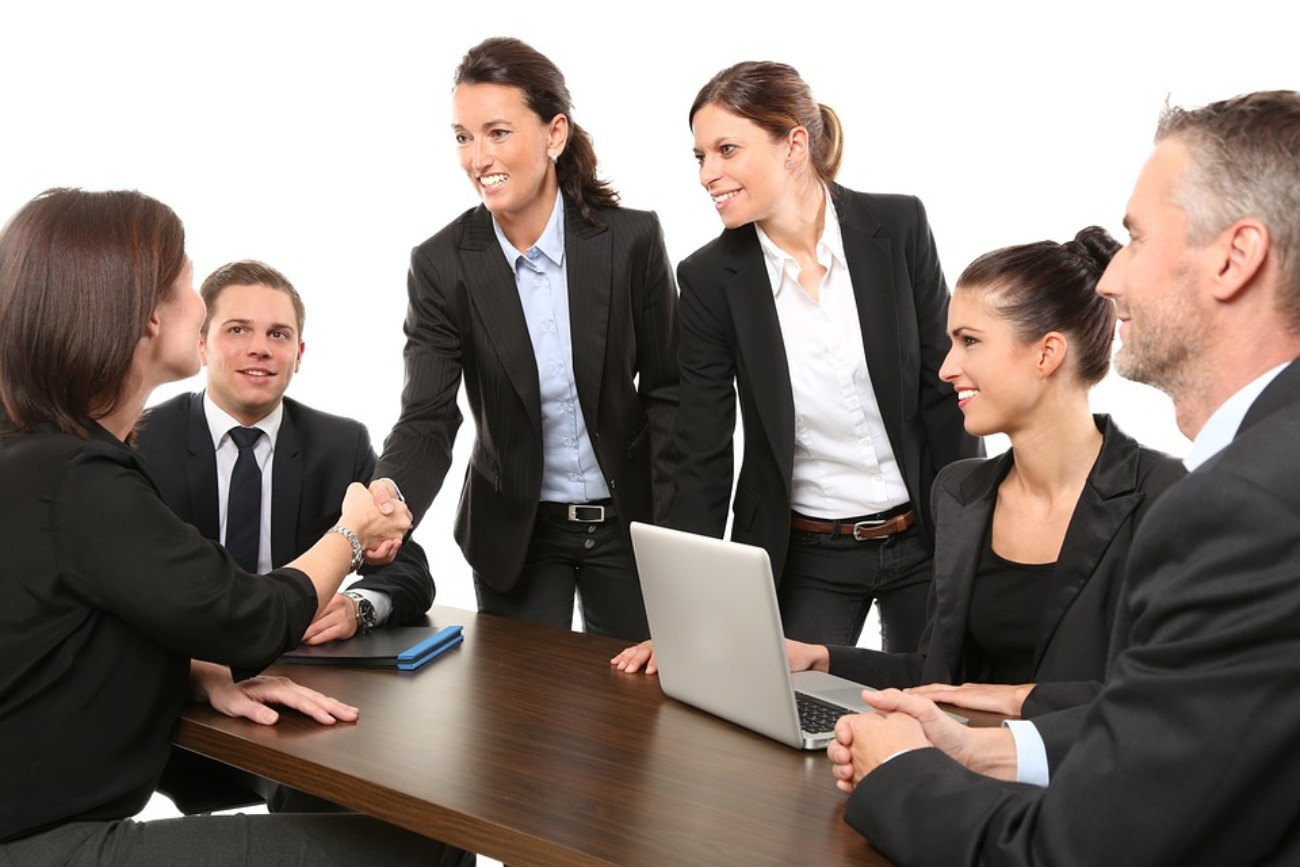 16 Exciting Signs Your Boss Wants To Promote You